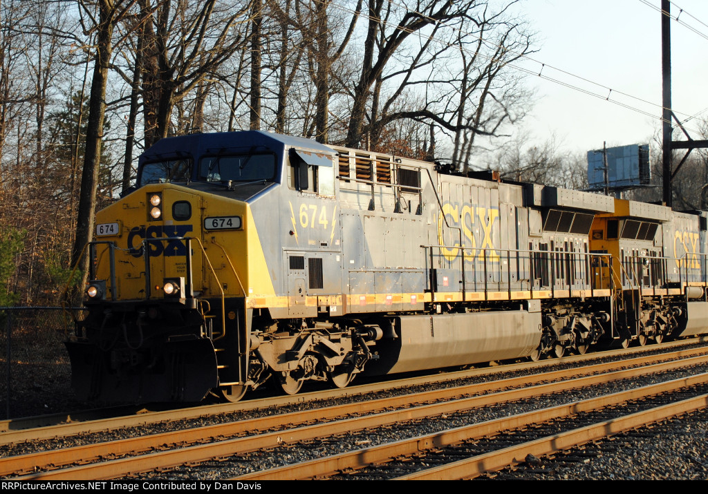 CSX 674 Q702-17